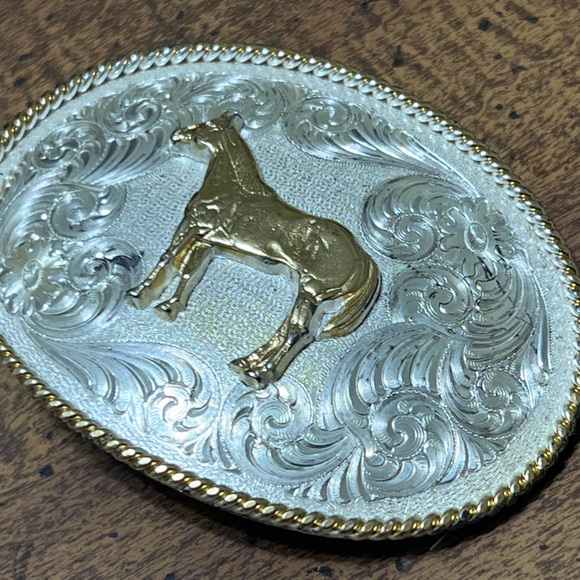 Montana Silversmiths | Accessories | Montana Silversmith Belt Buckle With Gold Plated Horse ...